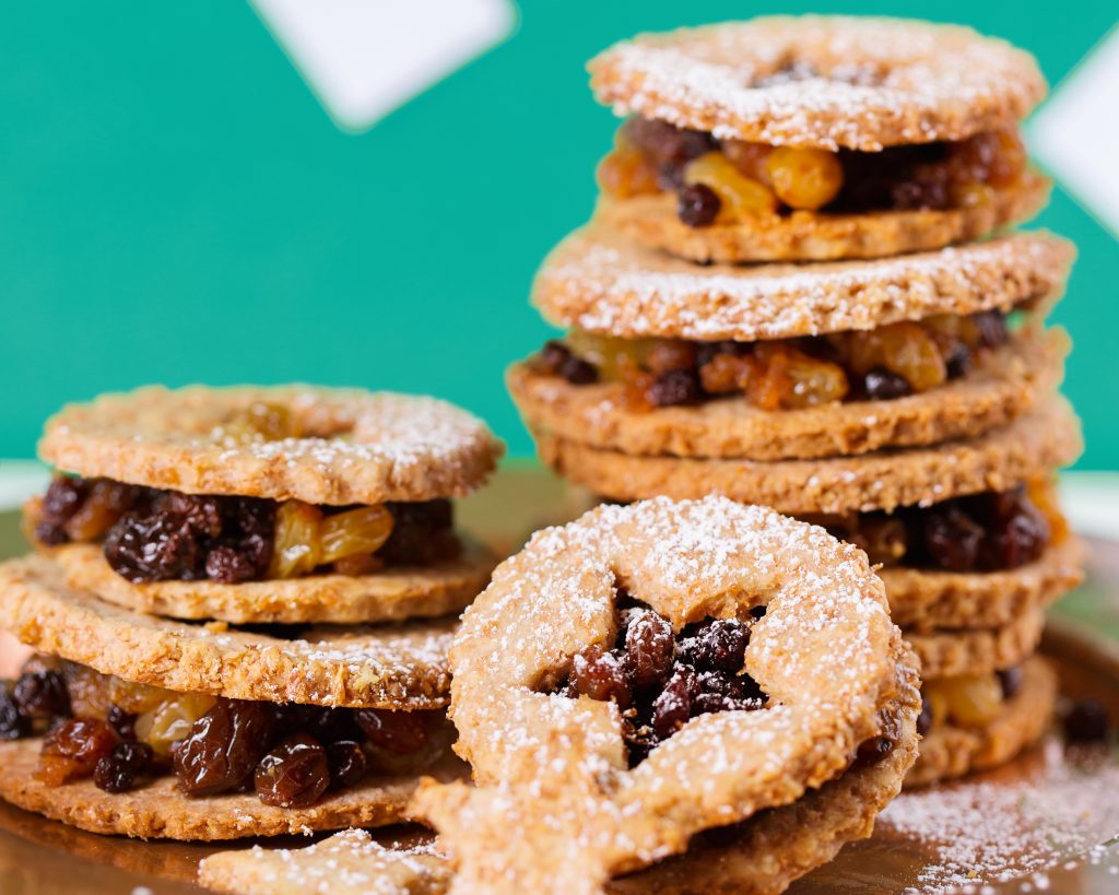Mince pie biscuits - TFG Media