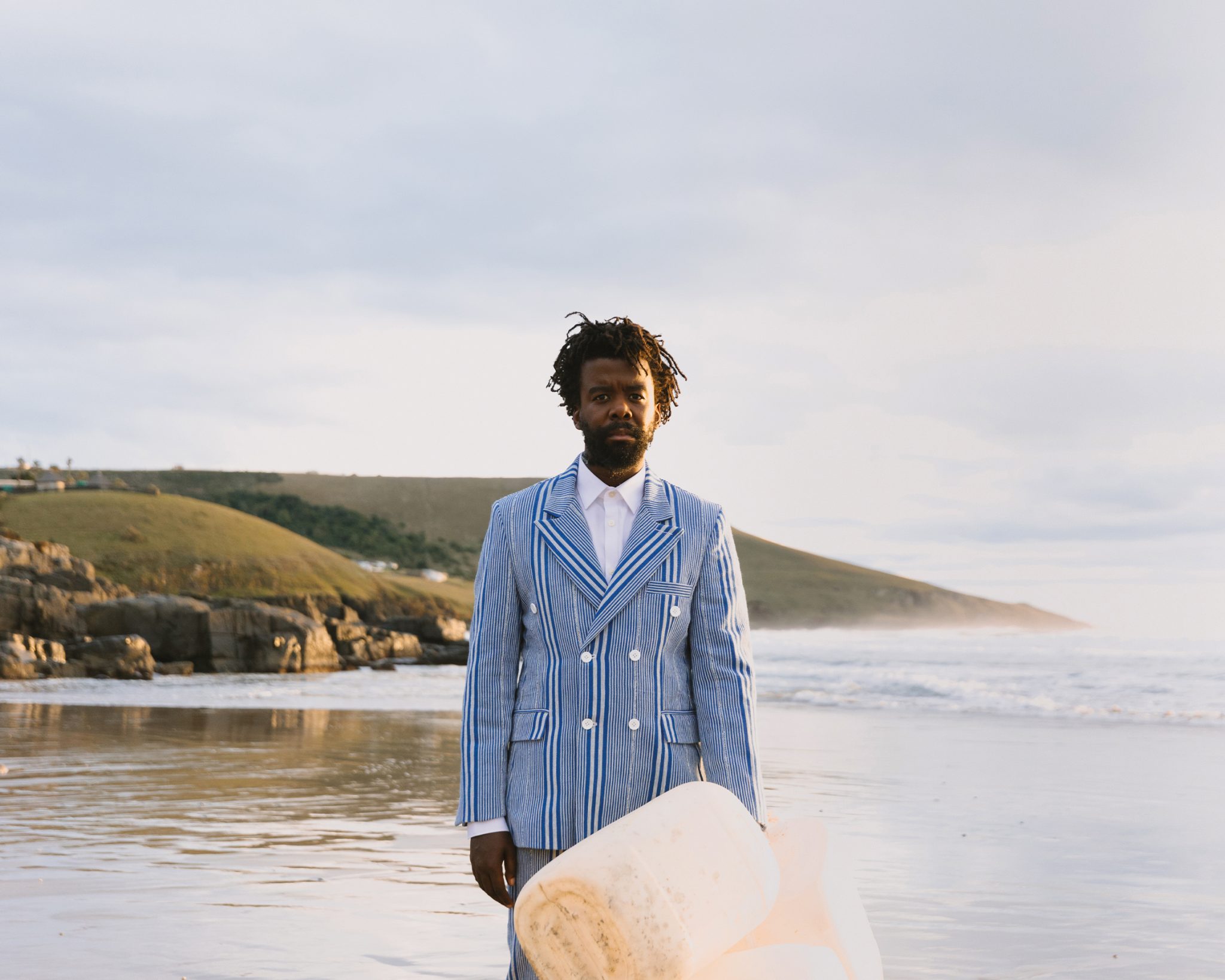 Mandisi Dyantyis tells his story through music - TFG Media